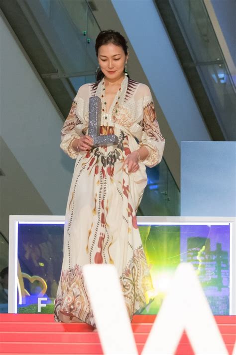 （写真）板谷由夏、息子の入学式で麗しい和服姿 「素敵」「お似合い」の声 エンタメ ニュース ｜クランクイン！