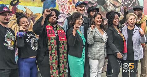Oakland City Council Votes To Defund Police Stripping More Than 17m