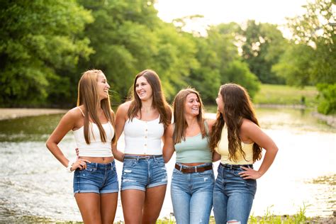6 Best Friends Girls