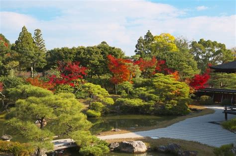 錦絵のように素晴らしい景色を訪れませんか？ 京都の紅葉名所～洛中・洛西編～ キナリノ