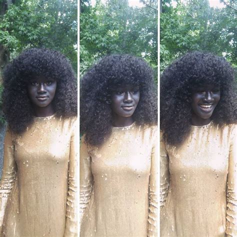 Teen Bullied For Her Incredibly Dark Skin Color Becomes A Model Takes