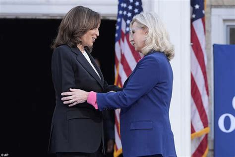 Kamala Harris Faces Furious Reactions After Praising Dick Cheney