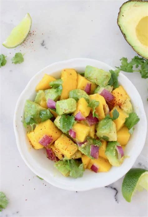 Avocado Mango Salad Recipe • Veggie Society