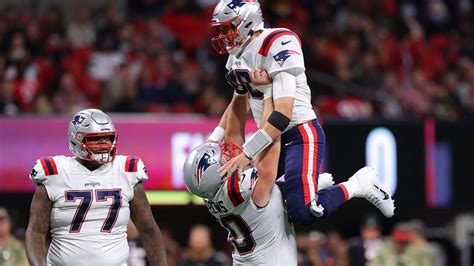 The Nfl Rookie Qbs With Multiple 300 Yard Games Quiz Yardbarker
