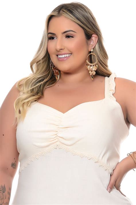 Vestido Plus Size Longo Decote Coração Bege Vk Moda Plus Size