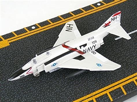 Hot Wings Planes Hot Wings F 4 Phantom With Connectible Runway Die Cast