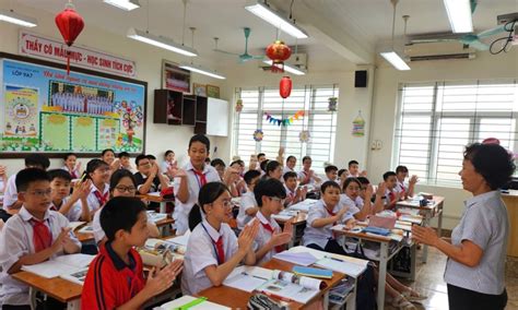 Quảng Ninh Xem Xét Hỗ Trợ 100 Học Phí Cho Học Sinh Vì Bão Số 3