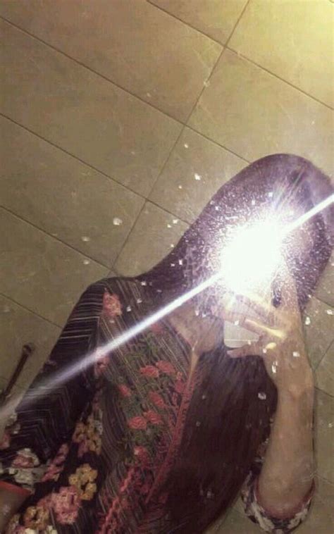 Hunza Khan Cho Girls Dpz Mirror Selfie Selfie Photography Tumblr