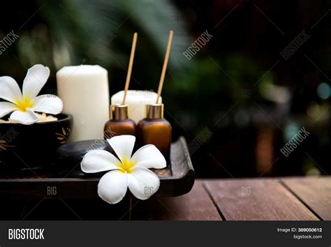Thai Spa Massage Spa Image And Photo Free Trial Bigstock