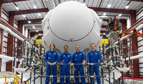 Spacex Dragon Falcon 9 Rocket Roll Out To Pad For First Launch In Six