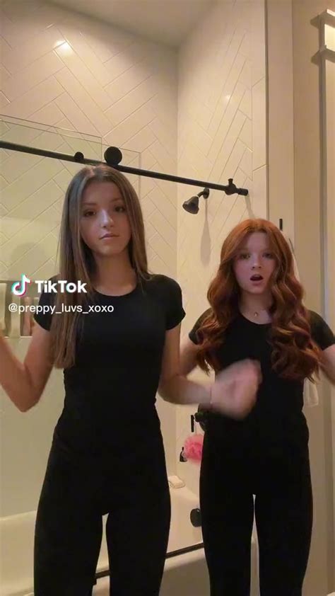 Preppy Dance 💌 [video] In 2023 Dance Poses Preppy Preppy Outfit