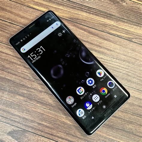 Sony Xperia Xz3 Softbank 801so 画面サイズ 5 8インチ Android 10 画面に赤焼けあり Android
