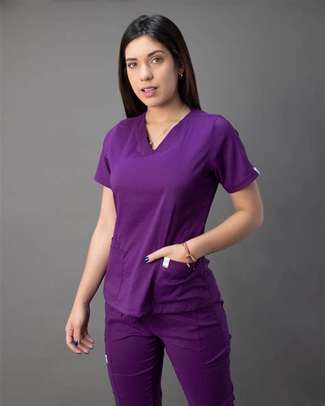 Scrub Conjunto Antifluido Workmax Flex™ S350 Morado Uniformes