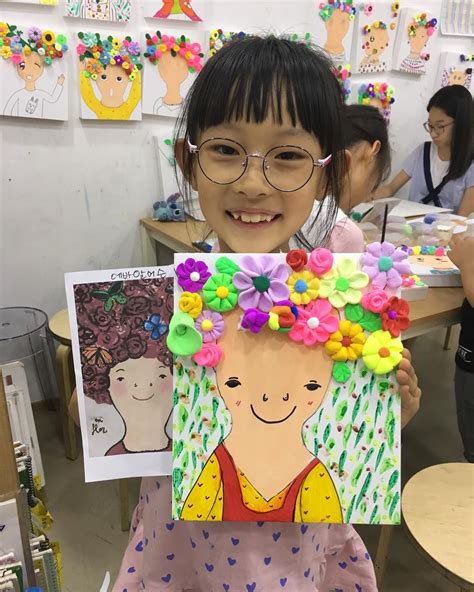 이미지 사람 2명 어린이 미술 활동 유치원 예술 활동 나비 카드