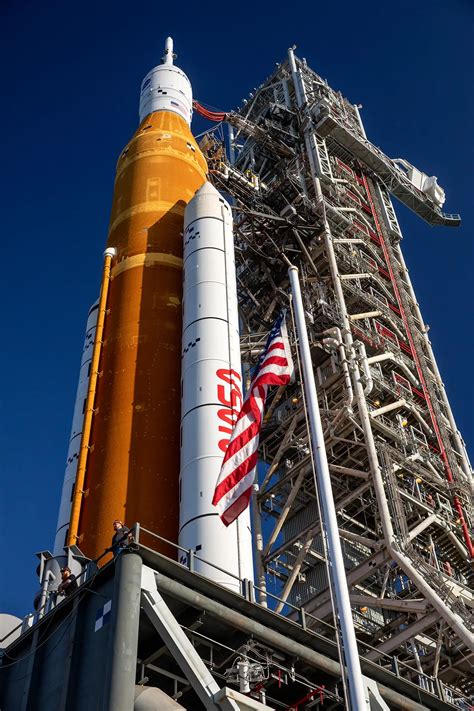 Nasas Massive Artemis I Moon Rocket Arrives At Launch Pad Ahead Of