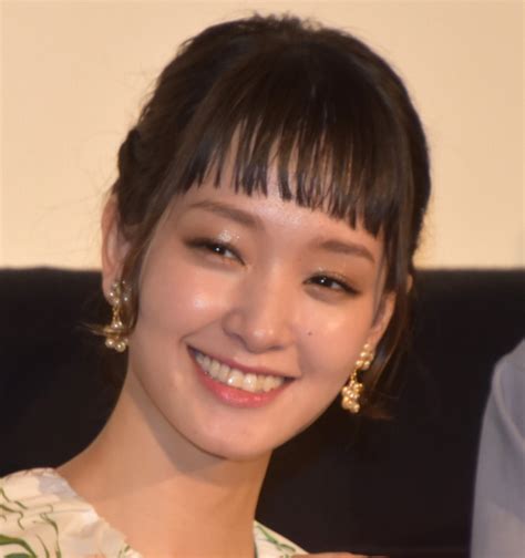 【画像】28歳・剛力彩芽「今もまだ青春」 高校時代の級友と夢を語った思い出明かす ライブドアニュース