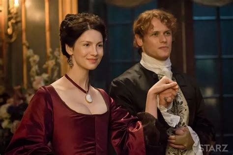 Outlander Recap Season 2 Episode 1 Through A Glass Darkly Daily
