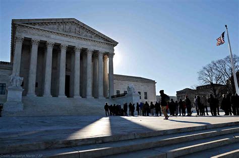 Supreme Court Hears Oral Arguments For Fourth Amendment Case Lange V