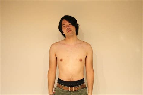 【検証】「5分で乳首がピンクになるクリーム」を使えば、どんな黒乳首もピンク色になるのか トゥギャッチ