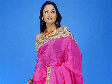 Gayatri Joshi Photos Images Hd Wallpapers Gayatri Joshi Hd Images