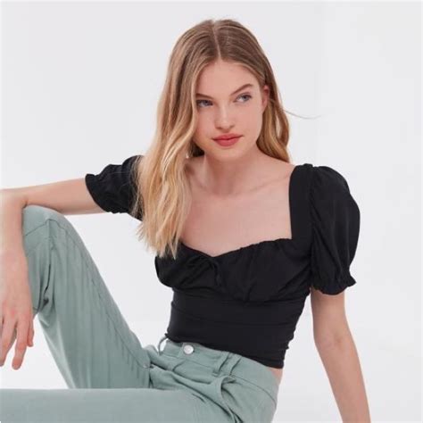 Urban Outfitters Tops Urban Outfitters Cassia Puff Sleeve Cropped