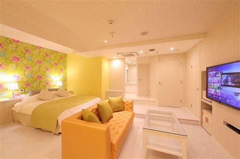 【4名様】朝食・お菓子・シャンパン付き！無料サービス満載のお泊り女子会プラン Hotel Water Gate浜松