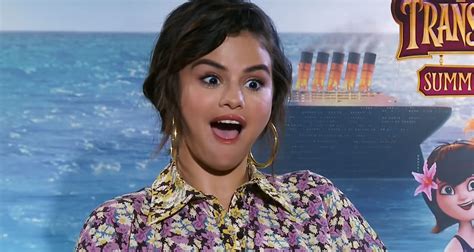 Selena Gomez Gets Interviewed By Her Bff Watch Now Selena Gomez