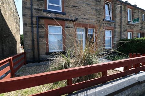1 Bedroom Flat For Sale In South Lumley Street Grangemouth Fk3 8bt
