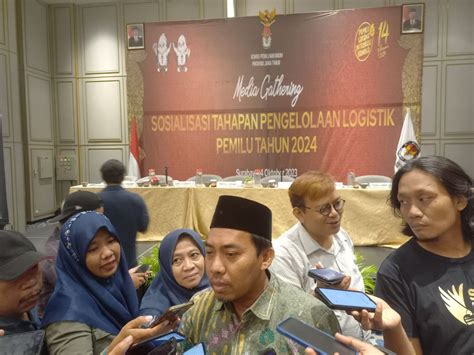 Kpu Jatim Mulai Distribusikan Logistik Pemilu 2024 Tahap I Ke Kabupaten