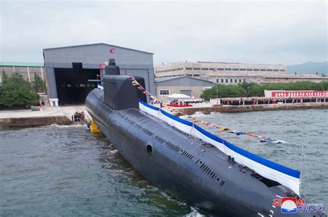 Dprk Unveils Hero Kim Gun Ok Nuclear Submarine With A Vertical Launch
