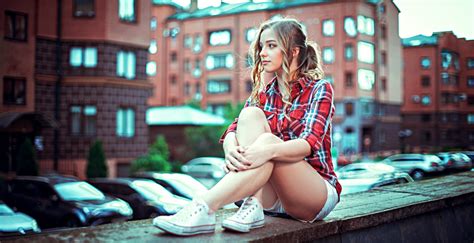 Wallpaper Brunette Women Outdoors Bokeh Shirt Short Shorts