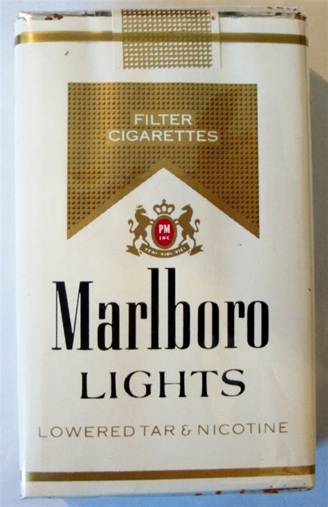 Marlboro Lights Filter King Size Vintage American Cigarette Pack