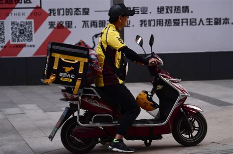 两轮电动车换电服务成趋势？美团配送与铁塔能源战略合作 凤凰网