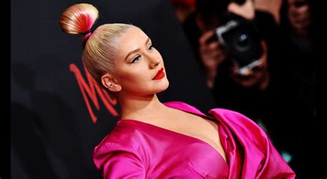 Cristina Aguilera Celebra El Aniversario De Su álbum Debut Unika Fm