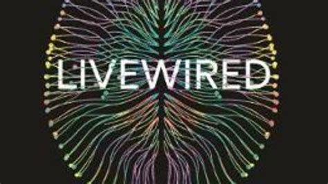 notre cerveau ni hardware ni software mais bien liveware