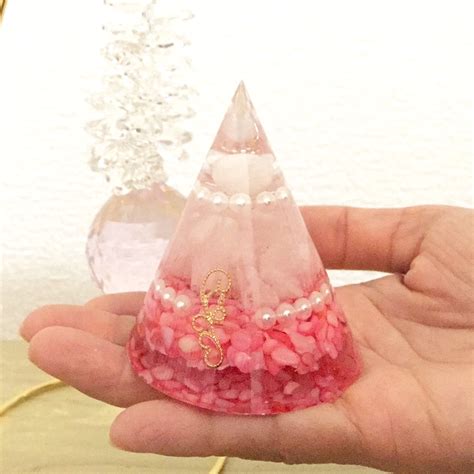 レジンアクセサリー作り 幸せを引き寄せるオルゴナイト