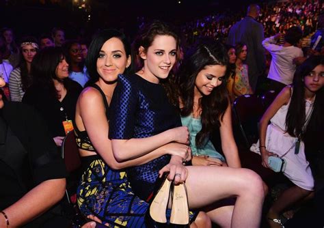 Lesbian Sit Telegraph