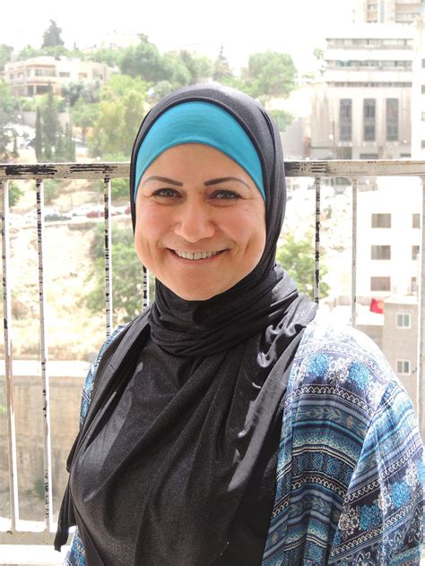 ما هي ديانة رانيا فهد ومعلومات عنها موقع عرب ويب