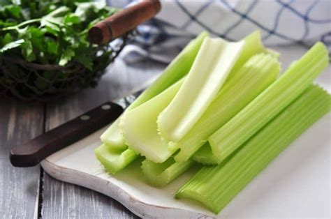 13 Best Substitutes For Celery Substitute Cooking