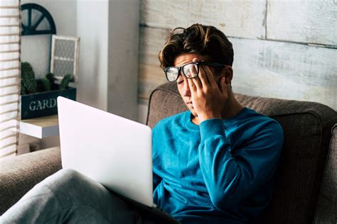 8 Red Flags That Indicate Youre Sleep Deprived Sleepscore
