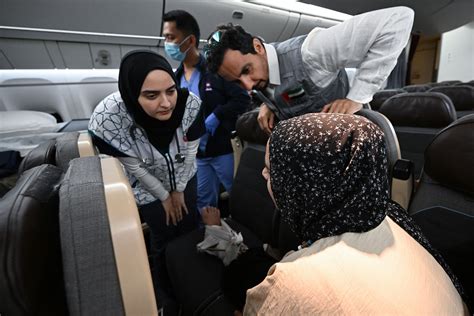 وصول الدفعة الـ17 من الأطفال الجرحى ومرضى السرطان الفلسطينيين إلى