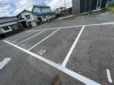 【佐賀市内】駐車場のライン引きを行いました。 便利屋アートマン 佐賀・福岡地域であなたの住まいをトータルサポート