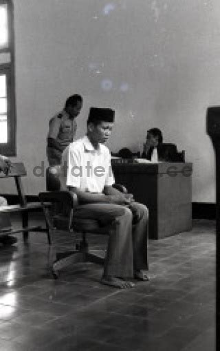 Sidang Kasus Pencurian Kayu Dan Perusakan Hutan Datatempo