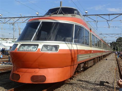 小田急沿線住み鉄道ファン日記 【年内搬出完了】小田急電鉄ロマンスカー『lse』7000形7004fのデハ7804が搬出される