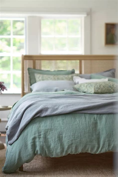 Heatherfield Rattan Bed Anthroliving