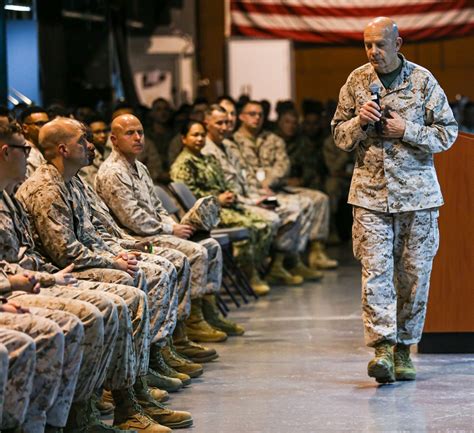 Dvids News Commandant Of The Marine Corps Visits Task Force 51 5