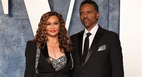 Beyonces Mum Tina Knowles Files For Divorce From Actor Richard Lawson