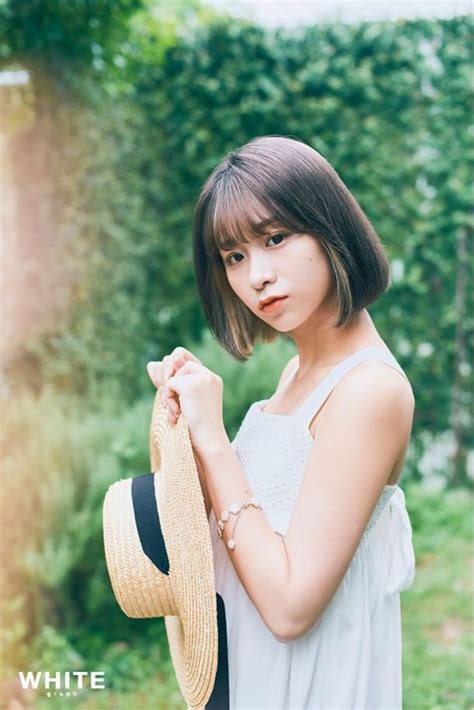 🍭 金子みゆ、輝きを放つ美スタイルで魅せる！ 初のデジタル写真集発売 Popnroll ポップンロール