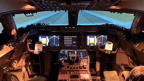 Boeing 747 Inside Cockpit