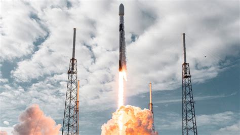 Spacex Launches Record Setting 143 Satellites In First Rideshare